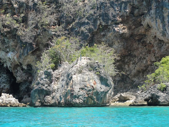 Anguilla Beaches Walk... Tucked-Away Little Bay