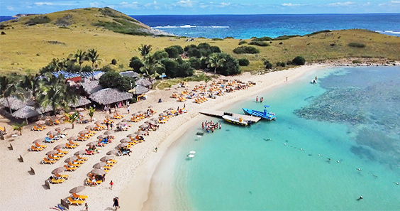 Pinel Island - Yellow Beach Restaurant